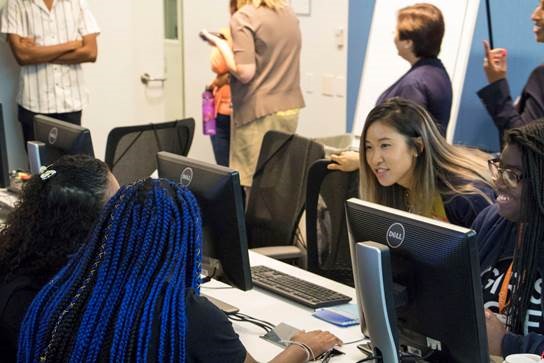 Girls Who Code Hackathon at DTCC