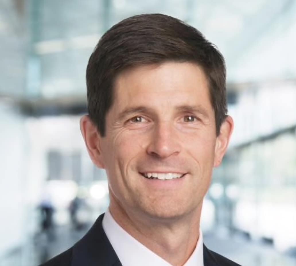 ON THE MOVE: Schwab Promotes Rick Wurster; Talbert Thomas to Lincoln ...