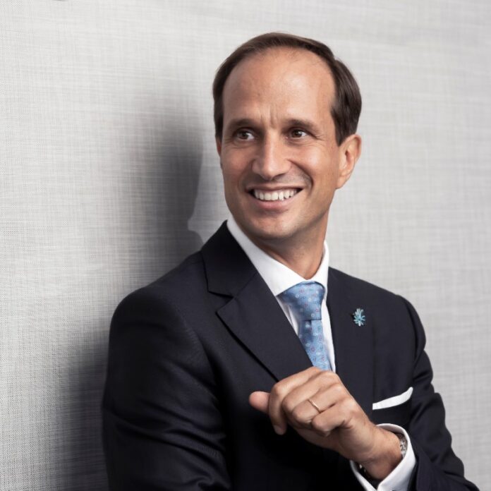 ON THE MOVE: IEX Appoints Feldman and Weinberg; De Ferrari to Credit ...