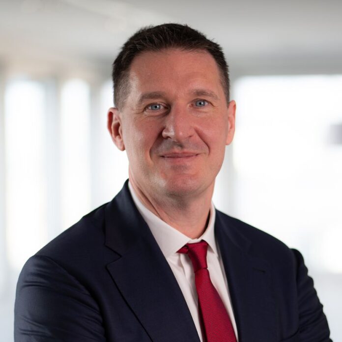 ON THE MOVE: Societe Generale Hires Christophe Tummers; Matthew Stanton ...